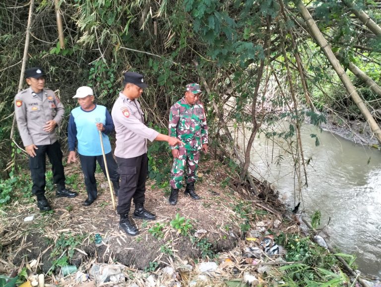 Polres Madiun Kota, Warga dan BPBD Lakukan Pencarian Nenek 70 Tahun ...